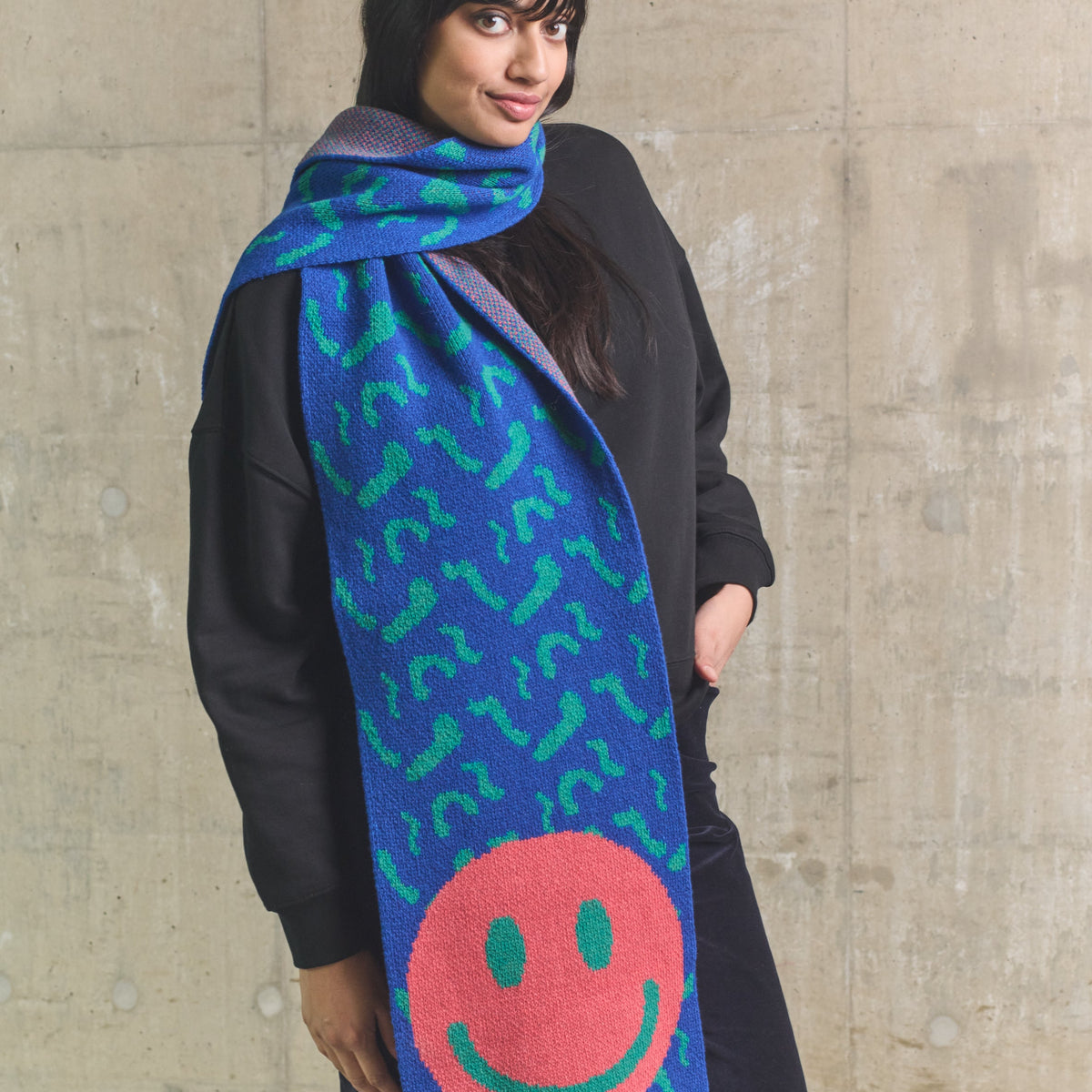 Miss PomPom Smiley Wool Scarf - Large – Lowie